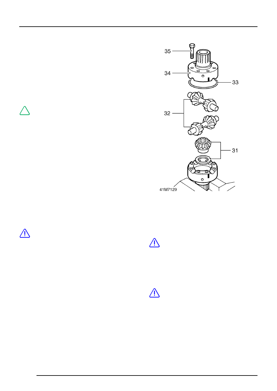 Land Rover LT230 Transfer Box Overhaul: Differential Reassembly