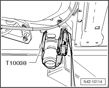 Volkswagen Workshop Service and Repair Manuals > Golf Mk5 > Running ...