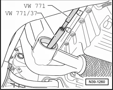 Renewing Right Flange Shaft Oil Seal for Volkswagen Golf Mk6