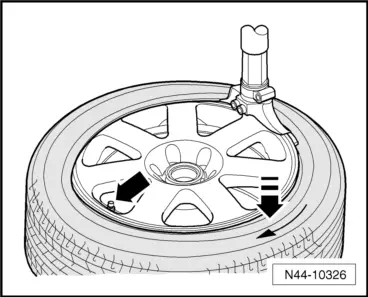 Volkswagen Workshop Service and Repair Manuals > Golf Mk6 > Running ...