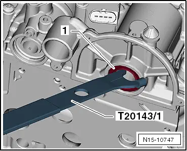 Volkswagen Workshop: Camshaft Oil Seal Replacement (Gearbox Side)